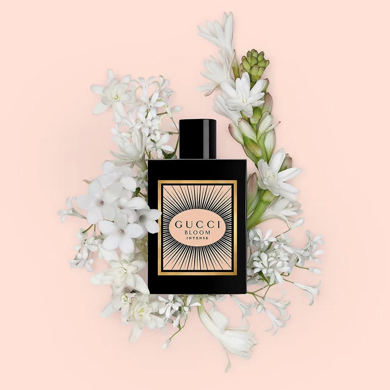 17 Best Floral Perfumes for Women for Every Season – LaBellePerfumes